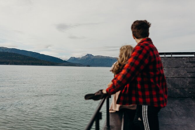 Alaska Wildlife Tour in Kachemak Bay - Knowledgeable and Engaging Captains