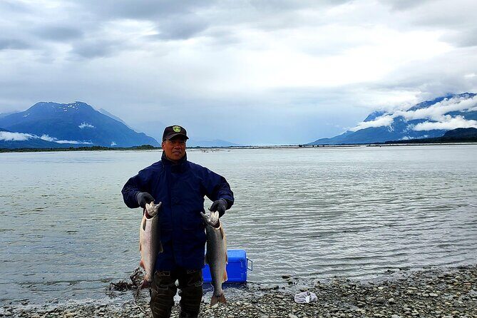 Alaskan Salmon 8-Hour Fishing Experience - The Authentic, Guided Fishing Experience