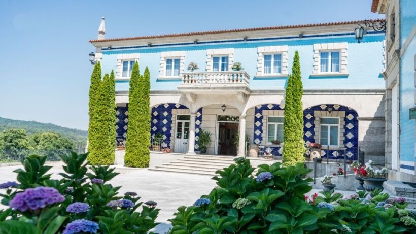 Albariño Wine Tasting with Winery Tour - Who Will Enjoy This Experience?