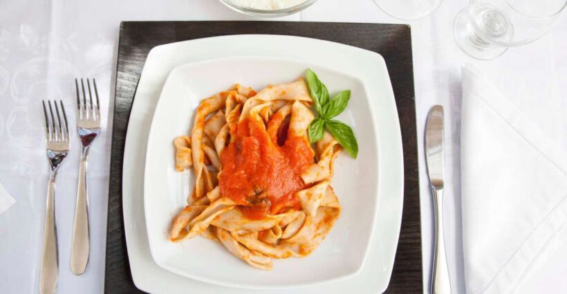 Alberobello: Dining Experience at a Local's Home - Key Points