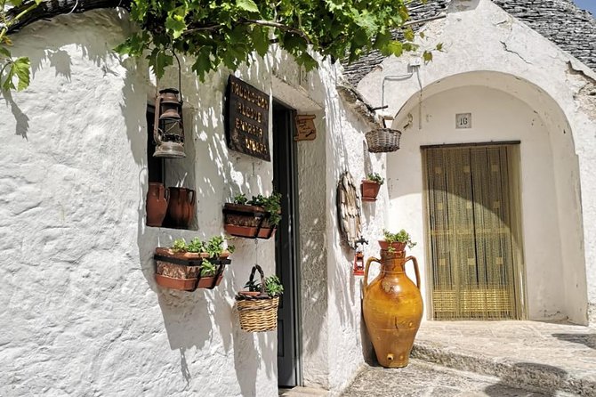 Alberobello private walking tour with gelato tasting - Key Points