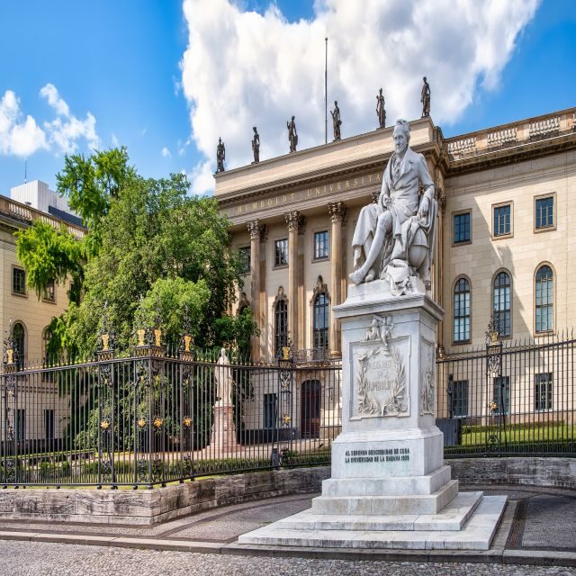 Albert Einstein in Berlin Private Guided Tour - FAQ