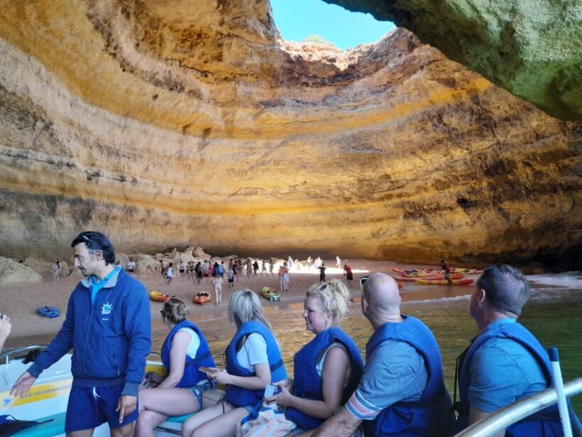 Albufeira: Algarve Coast Guided Tour with Wine Tasting - The Winery Experience: Savoring the Region’s Flavors