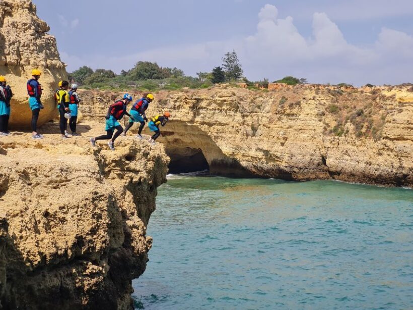Albufeira: Guided Coasteering Tour with Cliff Jumping - What Travelers Are Saying