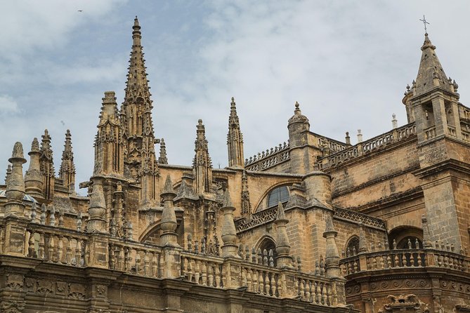 Alcazar and Cathedral & Giralda of Seville. Skip the Line! Includes Access Tickets - Practical Information and Booking