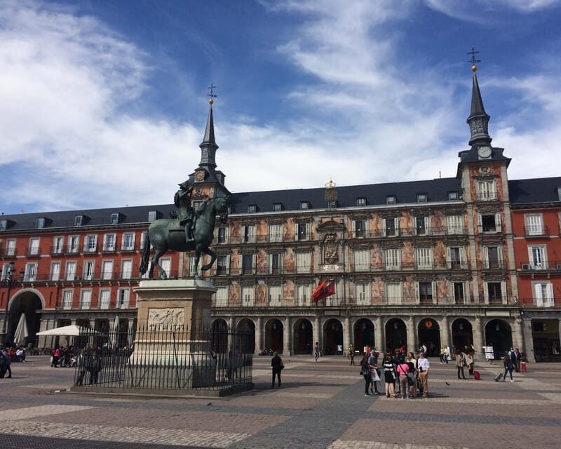 Alcázar and Historic Segovia & Toledo Tour from Madrid - Who Will Benefit Most?