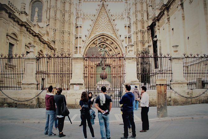 Alcazar & Cathedral of Seville Exclusive Group, Max. 8 Travelers - Expert Local Guides