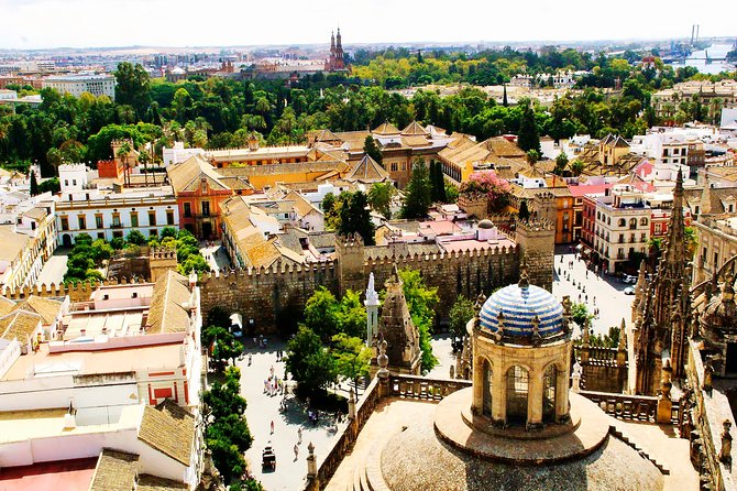 Alcazar & Cathedral of Seville Exclusive Group, Max. 8 Travelers - What to Expect During the Tour