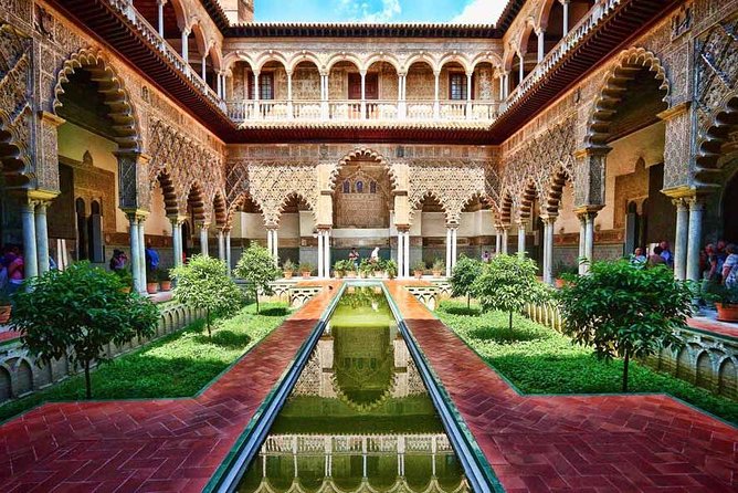 Alcazar of Seville Guided Tour With Skip the Line Ticket - Guided Tour Experience and Insights