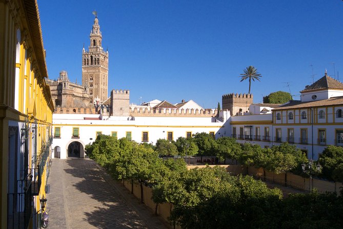 Alcazar of Seville Tour With Skip the Line Ticket - Exploring the Patio De Las Doncellas