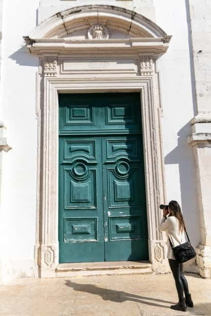 Alfama Photo Walk: Lisbon Photography Tour with a Local - Who Should Consider This Tour?
