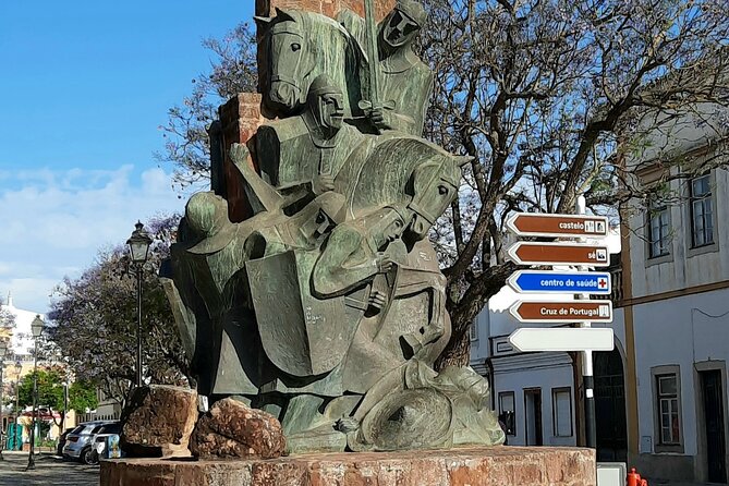 Algarve Private Tour With Typical Lunch - Special Mentions: Guides and Scenic Routes