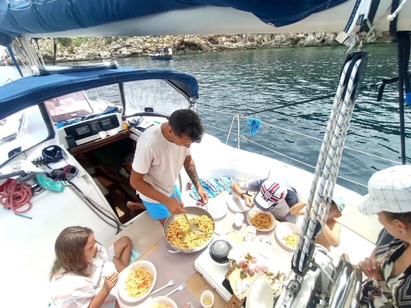 Alghero escursione in barca con pranzo giornata intera - FAQ