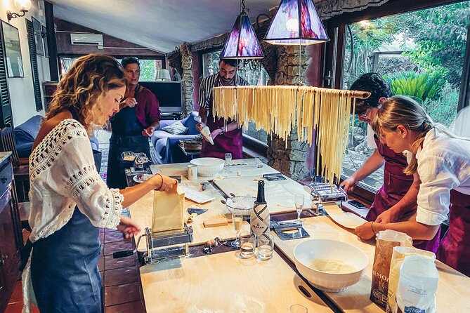 Alghero Home Cooking Pasta Class at a Farmhouse With Wine - Class Details