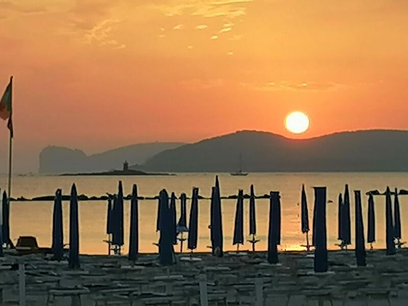 Alghero: walking tours around the ancient city - Key Points