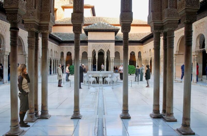 Alhambra and Albaicín Full-Day Private Tour from Seville - Key Points