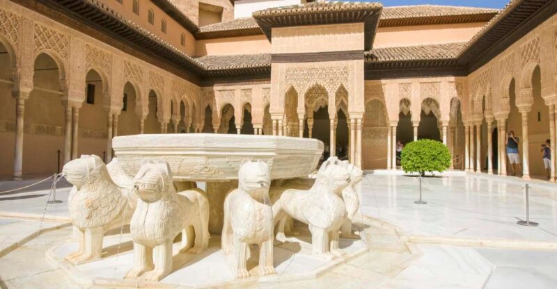 Alhambra and Albaicín Full-Day Private Tour from Seville - What the Reviews Say