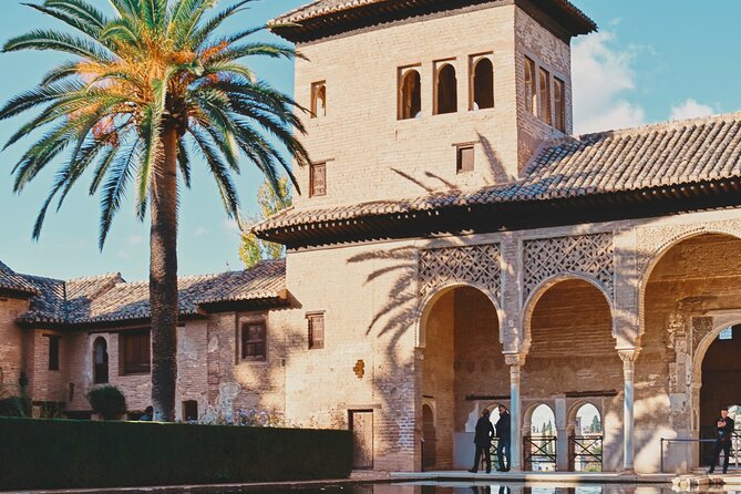 Alhambra and Nasrid Palaces Review: A Must-Do - Practical Tips for Visiting the Alhambra