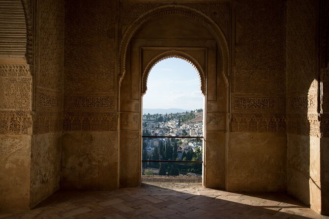 Alhambra Day or Night Private Tour - Tour Schedule and Duration