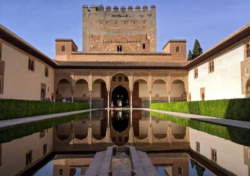 Alhambra & Generalife: Exclusive 3 hours Private Tour - Authentic Experiences and Traveler Feedback