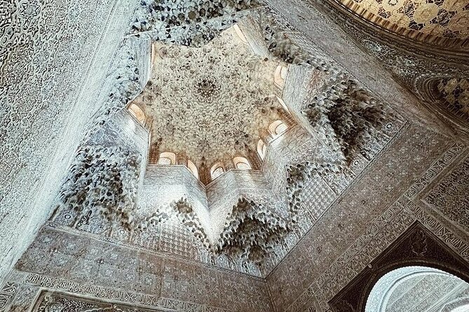 Alhambra, Generalife & Nasrid Palace Self Audio Guide Tour - Booking Information and Policies