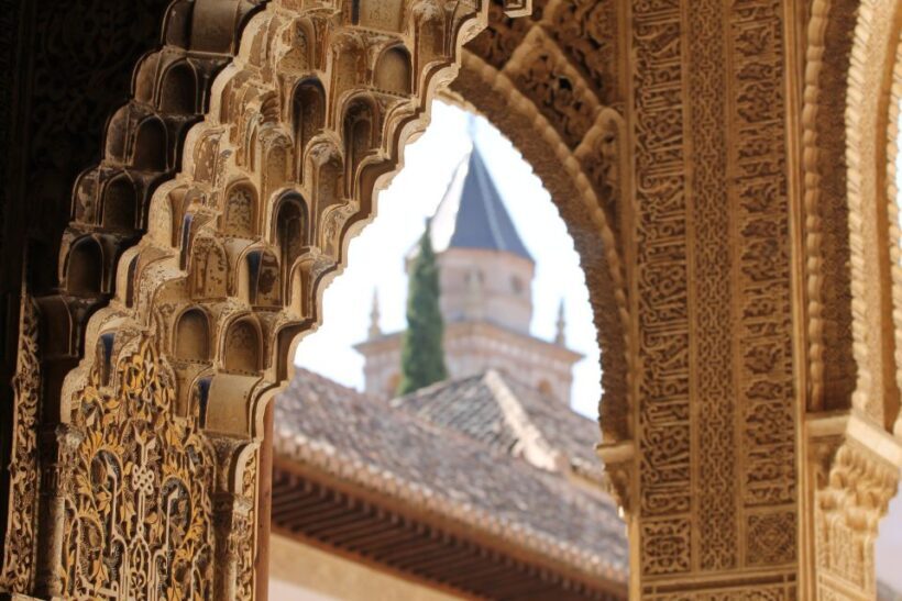 Alhambra Guided Tour with Fast-Track Entry - Practical Tips for Travelers