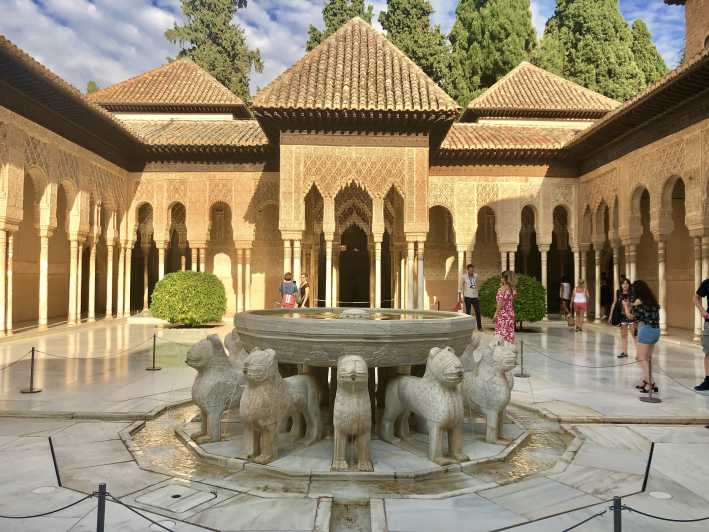 Alhambra: Guided Tour with Fast-Track Entry - The Value of the Tour