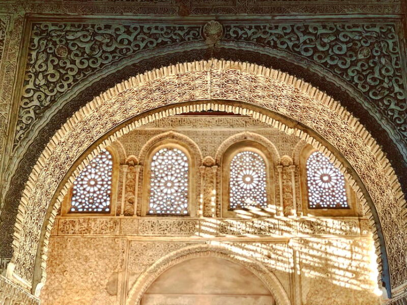 Alhambra: Guided Tour with Fast-Track Entry - FAQ