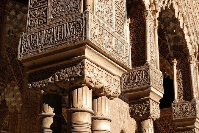 Alhambra Nasrid Palaces and Gardens Tour Skip the Line Tickets - Key Points