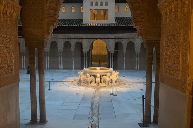 Alhambra: Night Visit to Nasrid Palaces - The Sum Up