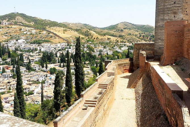 Alhambra Private Tour From Costa Del Sol - Guest Reviews and Feedback