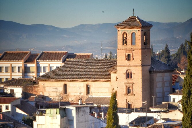 Alhambra Private Tour & Nazaries Palaces Review - Commitment to Exceptional Service