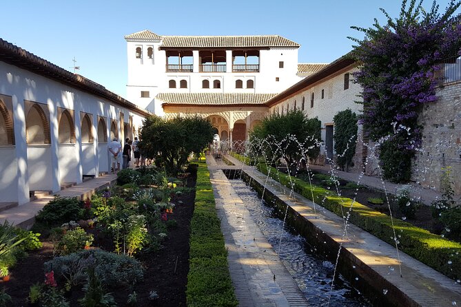 Alhambra private tour with tickets - Practical Considerations and Tips