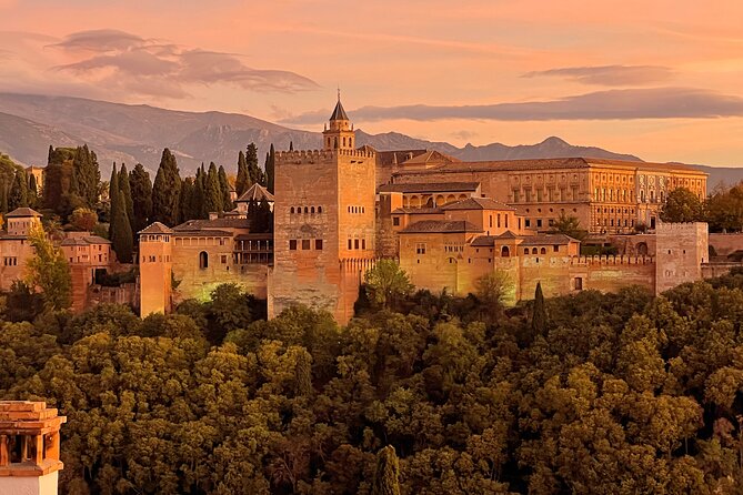 Alhambra Private Tour With Tickets - Key Points