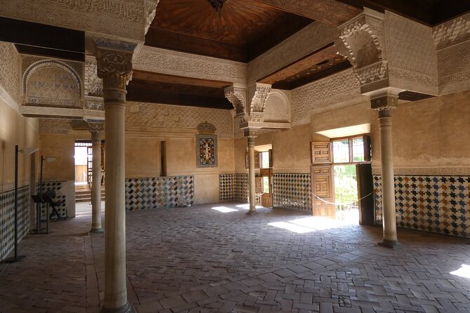 Alhambra Skip the Line Premium Guided Tour - Skip the Line Access