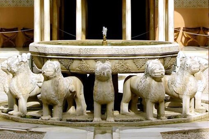 Alhambra Visit With Private Official Guide in Granada - Traveler Reviews and Recommendations