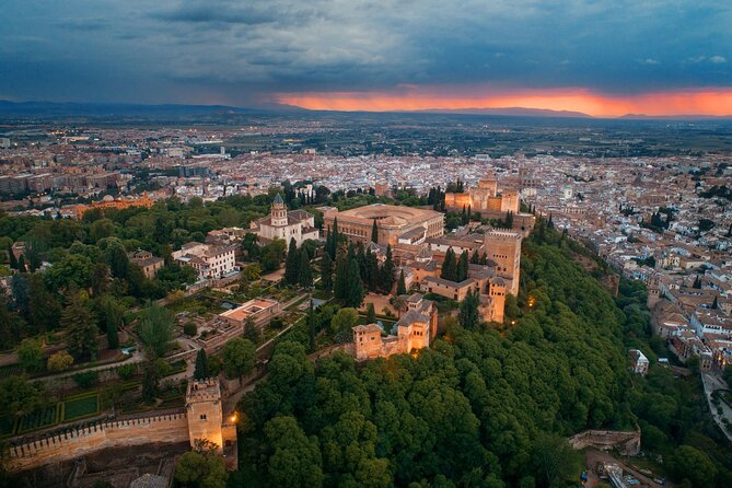 Alhambra with Nazaries Palaces Private Tour - FAQs