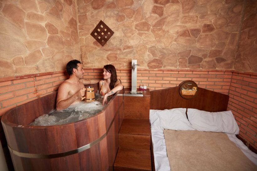 Alicante: Beer Spa Experience with Tastings and Snacks - The Sum Up