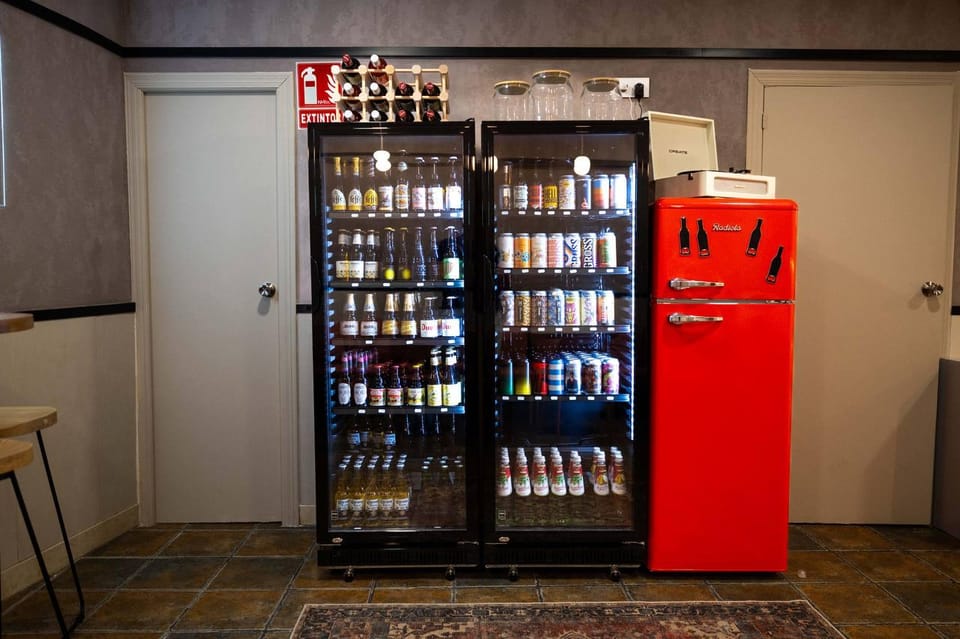 Alicante: Beer Tasting with Tapas - Authenticity and Atmosphere