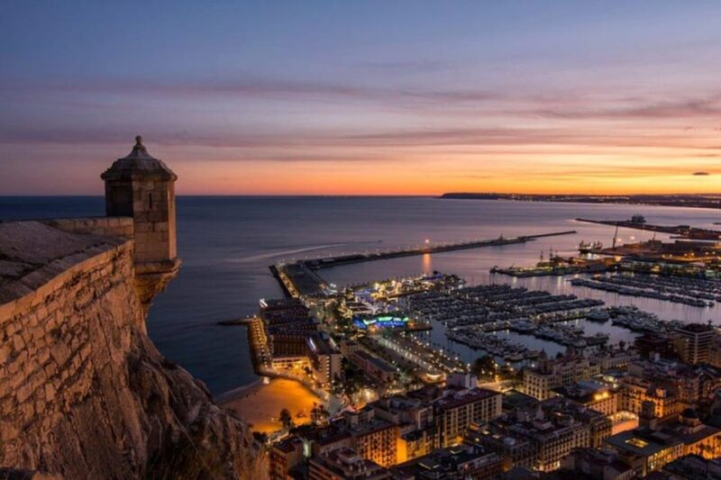 Alicante: Guided City Highlights Walking Tour - What Makes This Tour Stand Out?