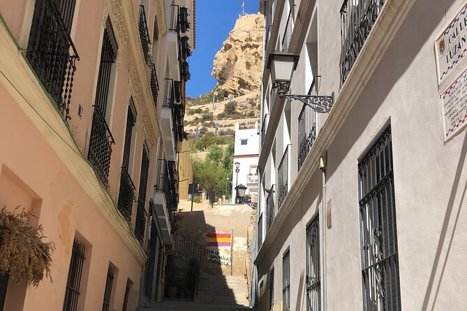Alicante Highlights Private Tour With Castle - Personalized and Engaging Experience