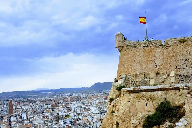 Alicante Highlights Private Tour With Castle - Knowledgeable and Passionate Guides