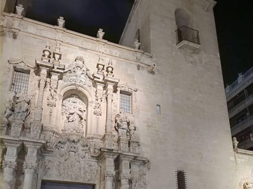Alicante: Night Walking Tour - What’s Included and What’s Not