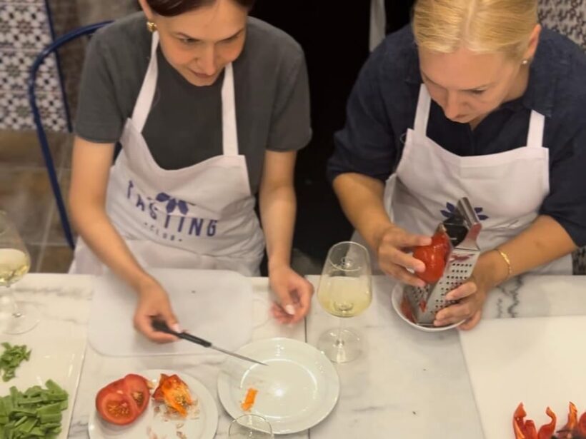 Alicante Paella Cooking Class, Tapas, Drinks and Market - FAQs