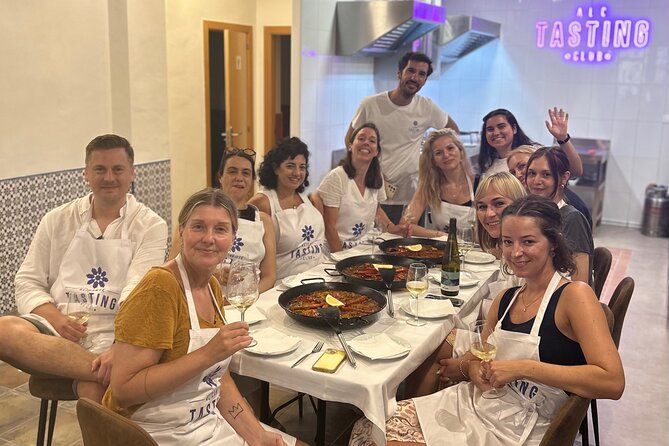 Alicante Paella Cooking Class, Tapas, Drinks and Marketplace - Discover Traditional Tapas