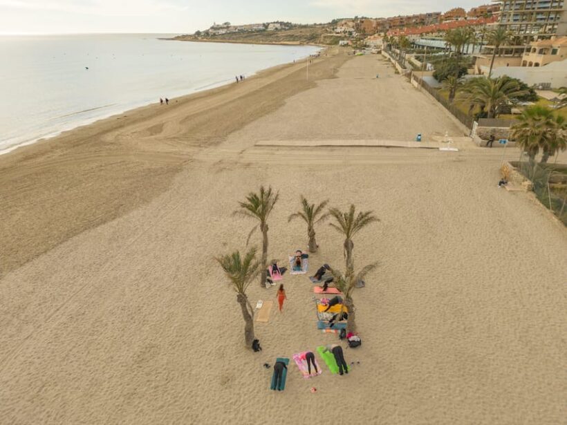 ALICANTE: Sunrise Yoga class on the beach & breakfast - The Breakfast: Nourishment after the Practice