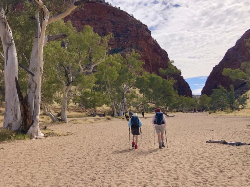Alice Springs: Simpsons Gap Sunset Watercolor Painting Class - Key Points