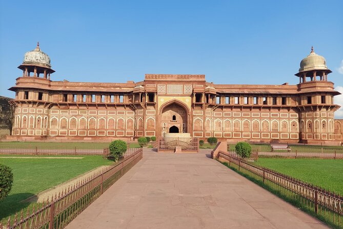 All Cost Inclusive Tour Extraordinaire of Taj Mahal, and Agra - Who Should Consider This Tour?