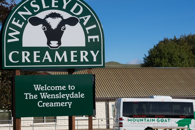 All Creatures Great & Small Tour From York - Exploring Harrogate