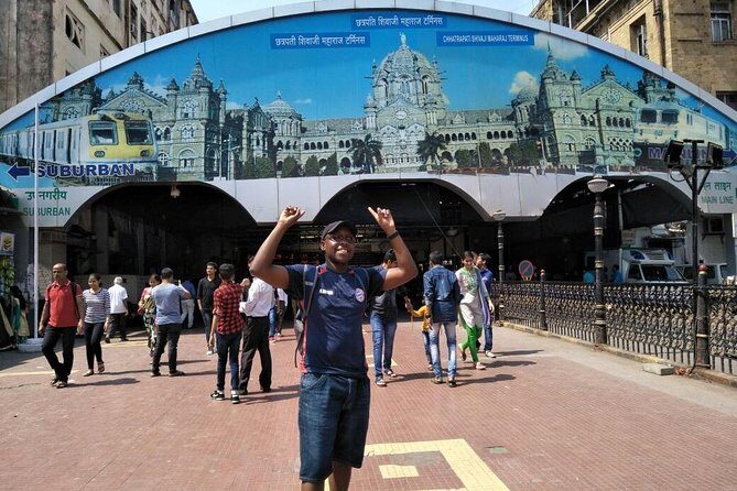 All in one-Combo of City, Dhobighat, Slum & Dabbawala with ferry and train ride. - The Sum Up
